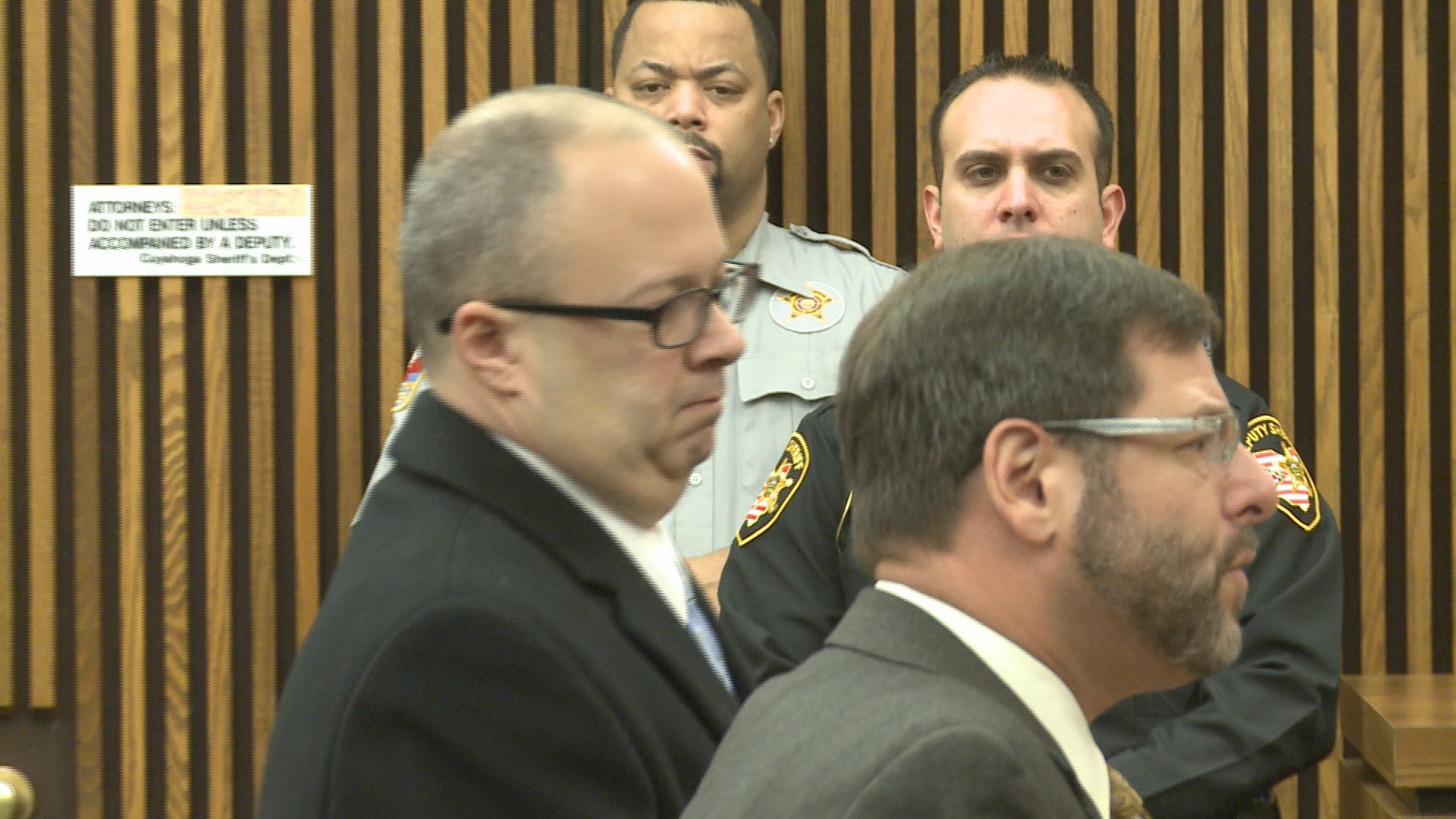 Fmr. sheriff's captain pleads 'not guilty' in theft case | wkyc.com