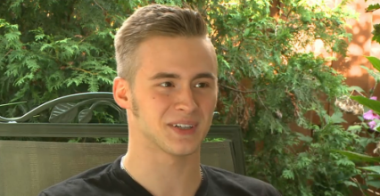 Teen chases down robbery suspect to save iPhone | wkyc.com