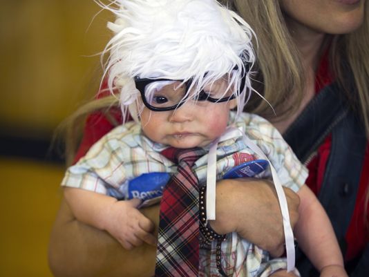 Internet sensation 'Bernie baby' dies of SIDS | wkyc.com