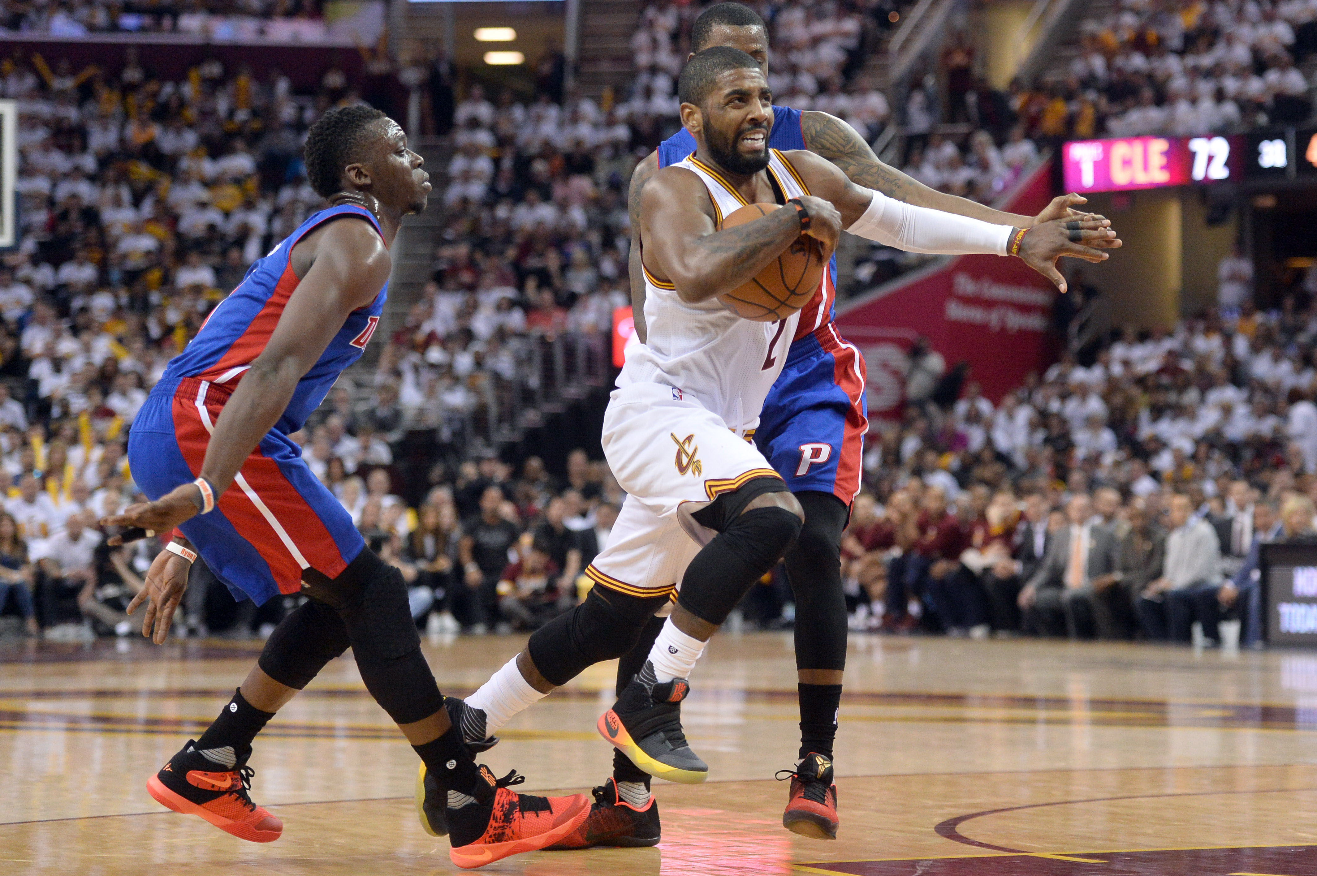 Kyrie Irving's blocked shot sparks Cleveland Cavaliers | wkyc.com