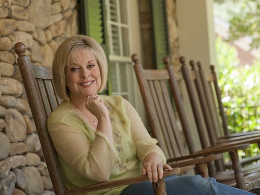 Nancy Grace to exit Headline News after 12 years | wkyc.com