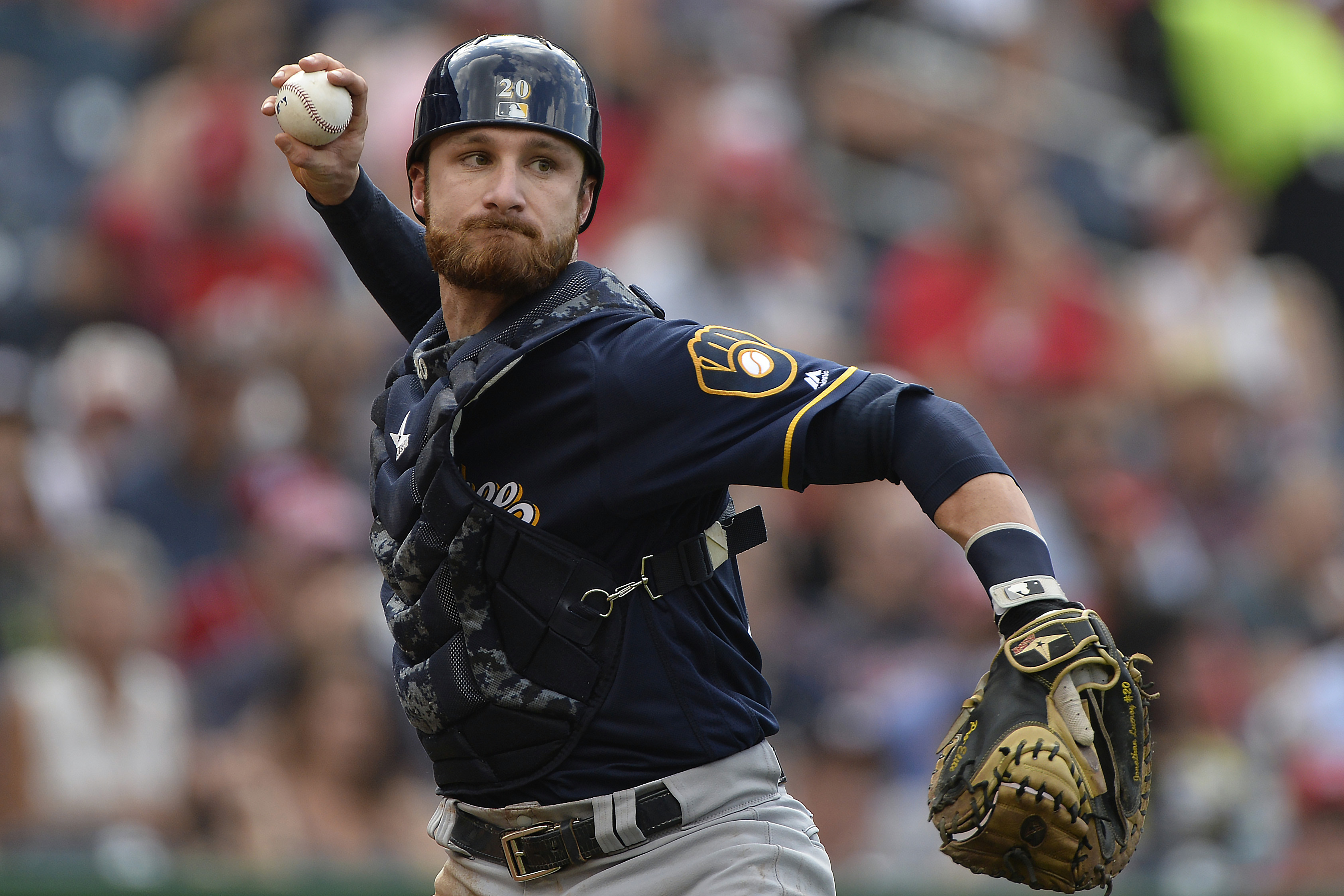 Jonathan Lucroy spurns Cleveland Indians, remains with Brewers | wkyc.com