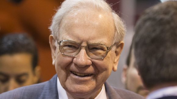 Warren Buffett has an offer for Donald Trump | wkyc.com