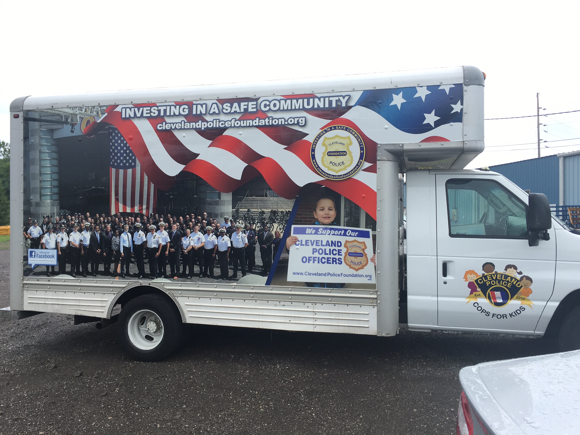 Cleveland police unveil new community relations truck | wkyc.com