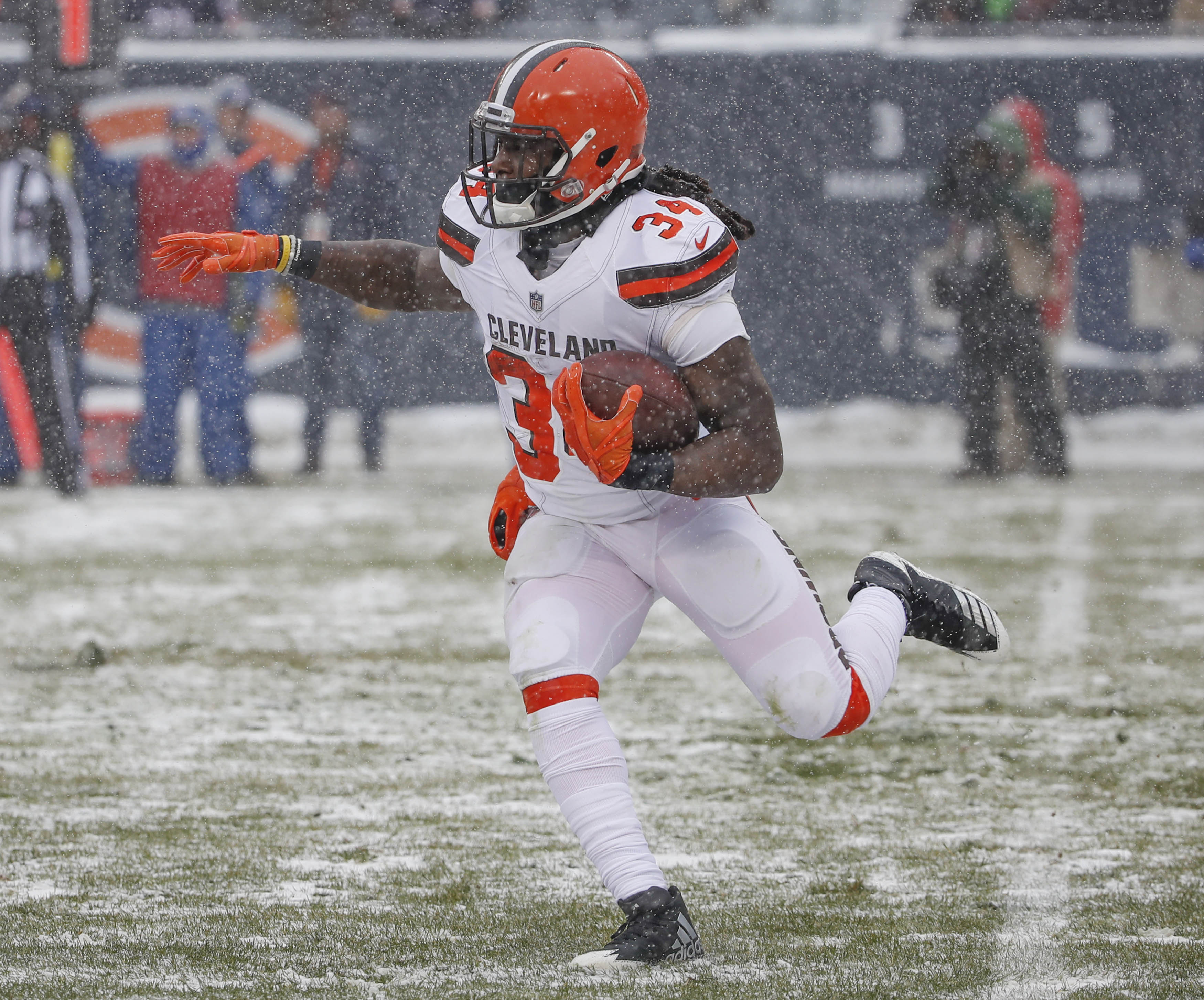 REPORT: Former Cleveland Browns running back Isaiah Crowell to sign ...